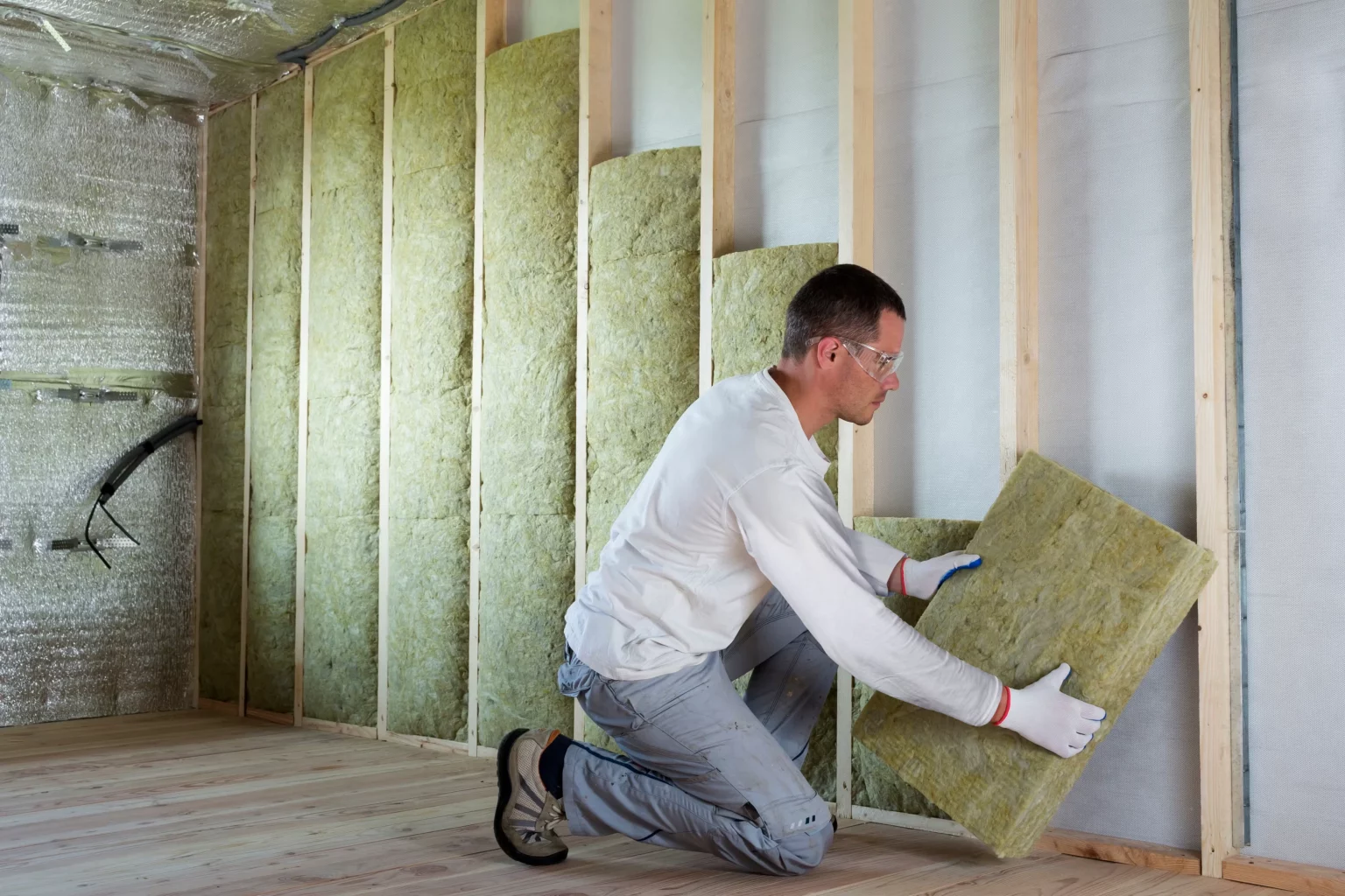 Energy-Efficient Wall Insulation Contractors in Vancouver